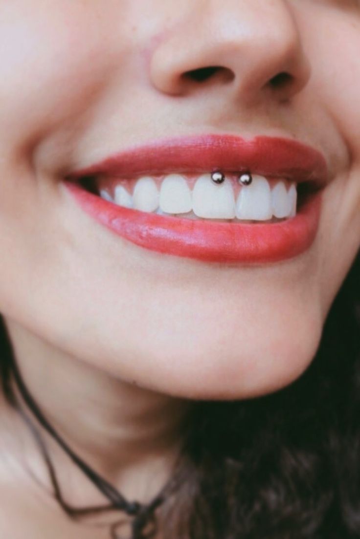 Piercing smiley. Cuidados, recomendaciones y joyas