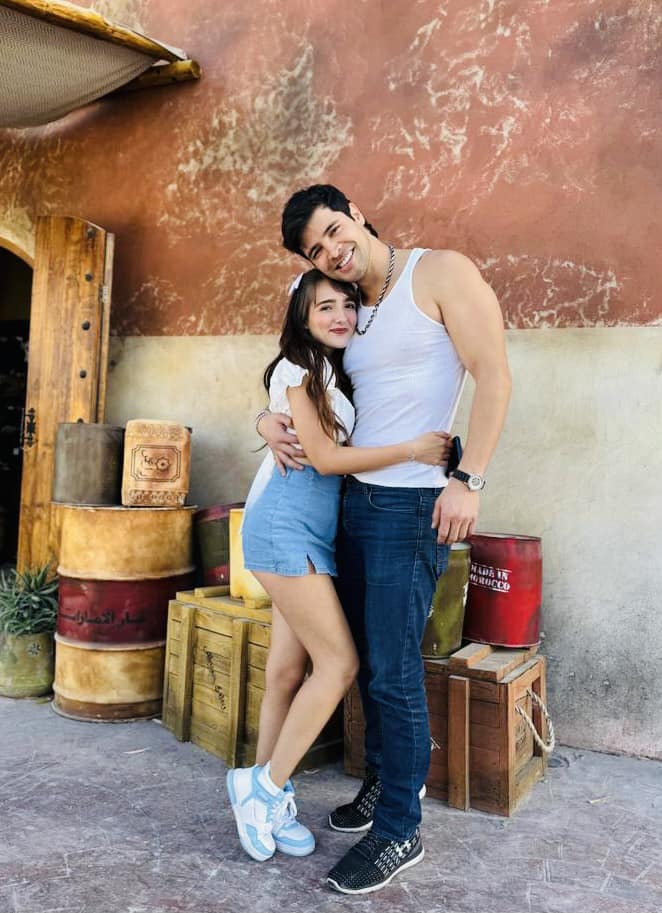 Exnovio de Elaine lanza duro comentario contra la actriz