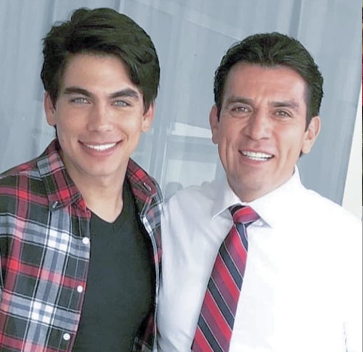 ¿Quién es Santiago, hijo de Jorge Salinas que se hizo viral?